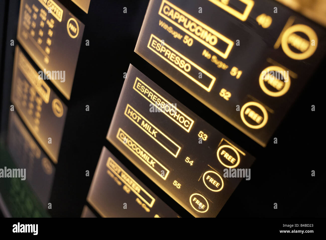 Modern vending machine hi-res stock photography and images - Alamy