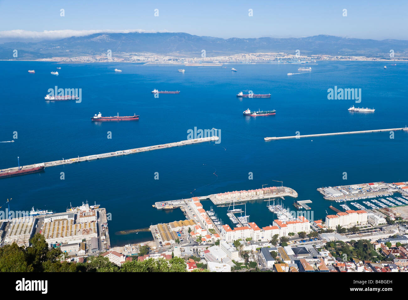 Gibraltar town, Gibraltar, bay and shipping vessels Stock Photo - Alamy