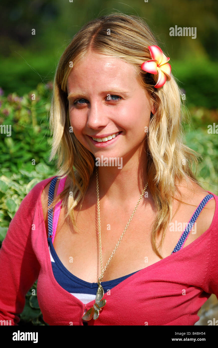 London pretty girls portrait hi-res stock photography and images - Alamy