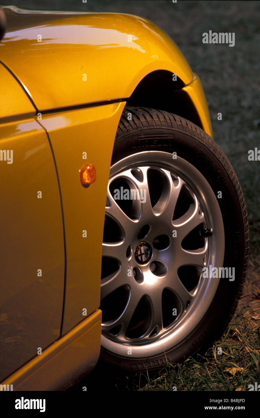 Car, Alfa Romeo Spider 2.0 Twin Spark, Convertible, model year 2000 ...