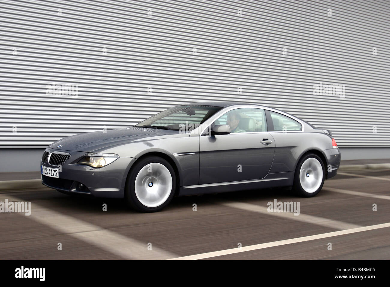 Car, BMW 645 Ci, roadster, coupe/Coupe, model year 2003-, anthracite ...