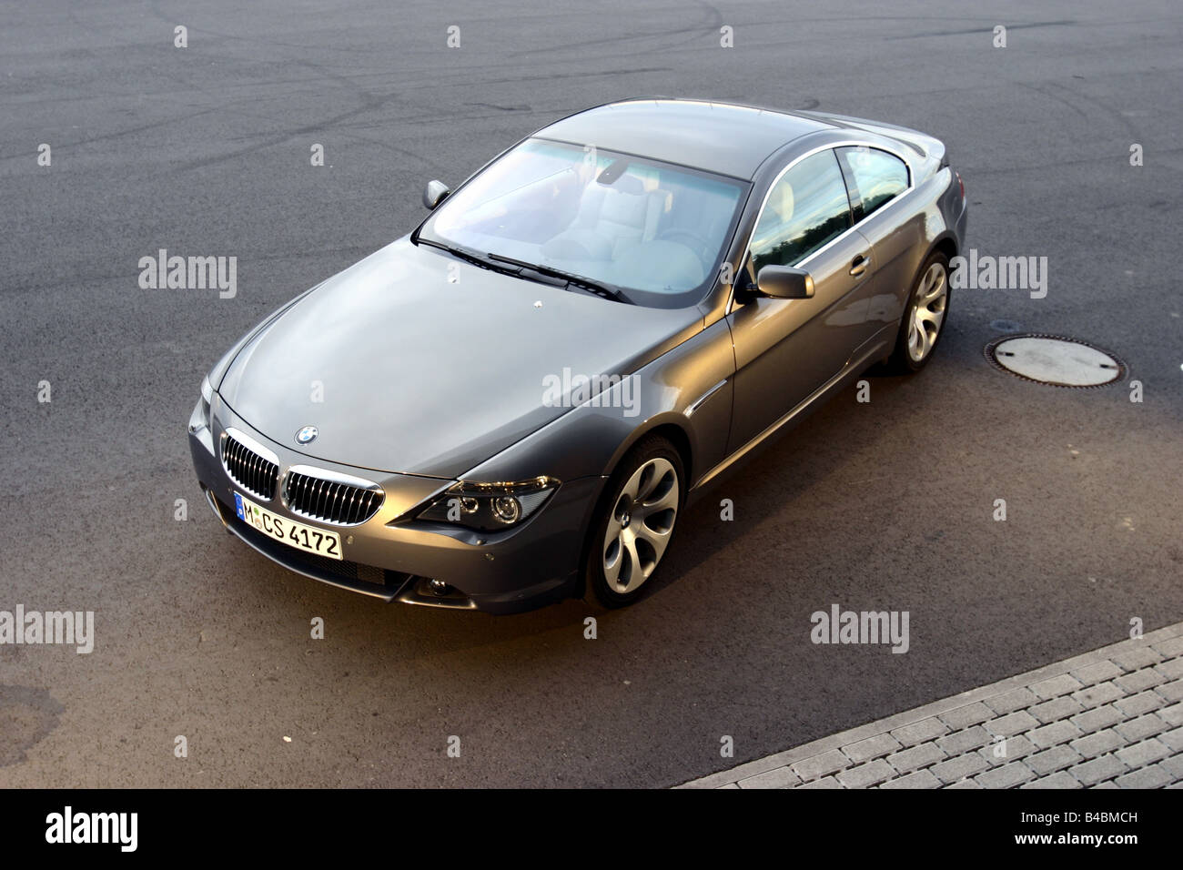 Car, BMW 645 Ci, roadster, coupe/Coupe, model year 2003-, anthracite ...