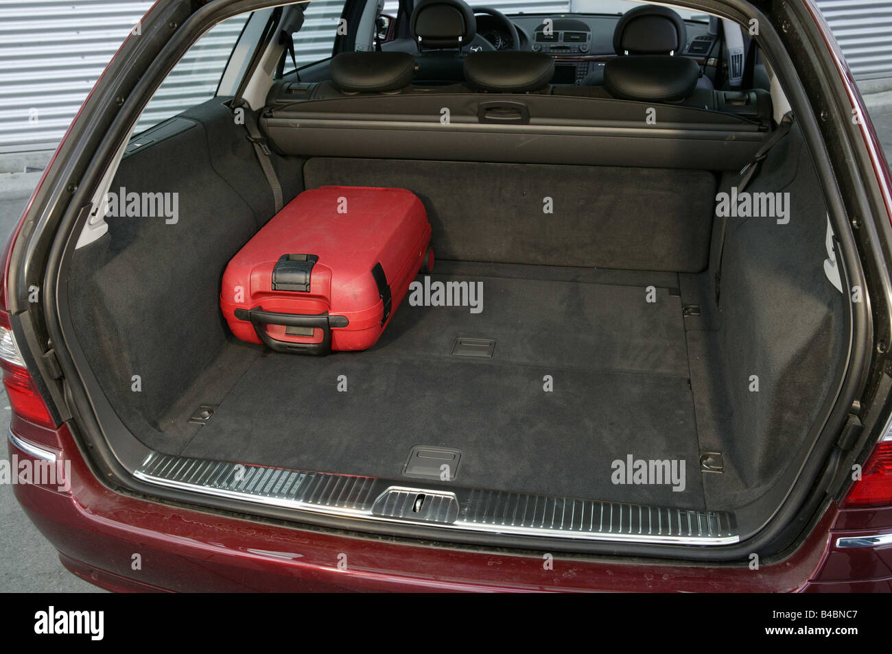Car mercedes e270 cdi model hi-res stock photography and images - Alamy