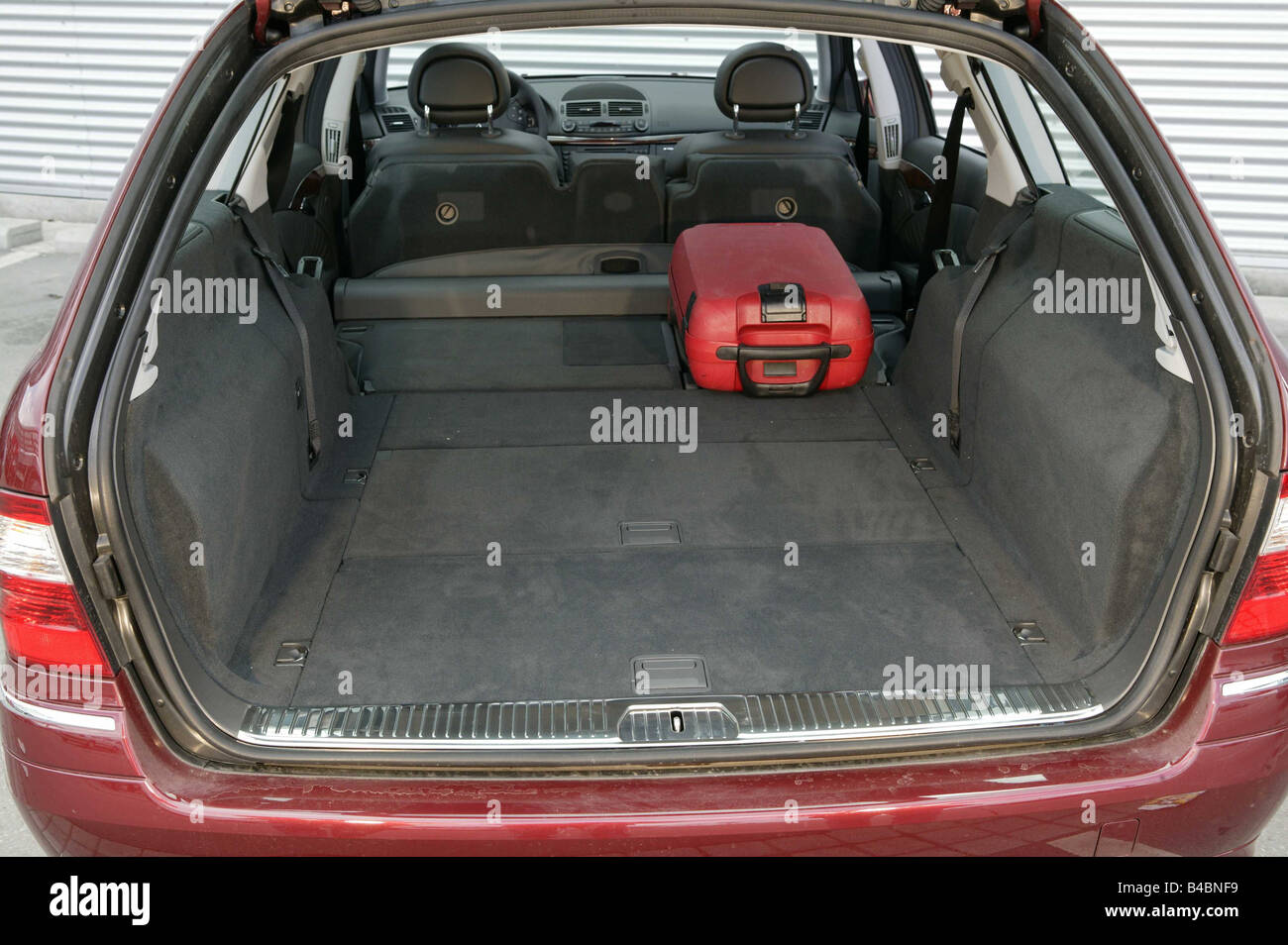 Car mercedes e270 cdi model hi-res stock photography and images - Alamy