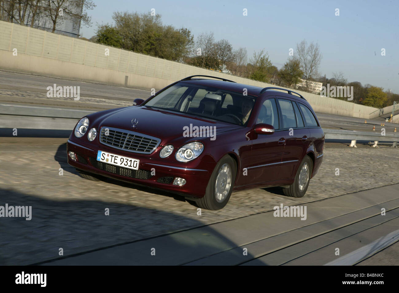 Car mercedes e270 cdi model hi-res stock photography and images - Alamy