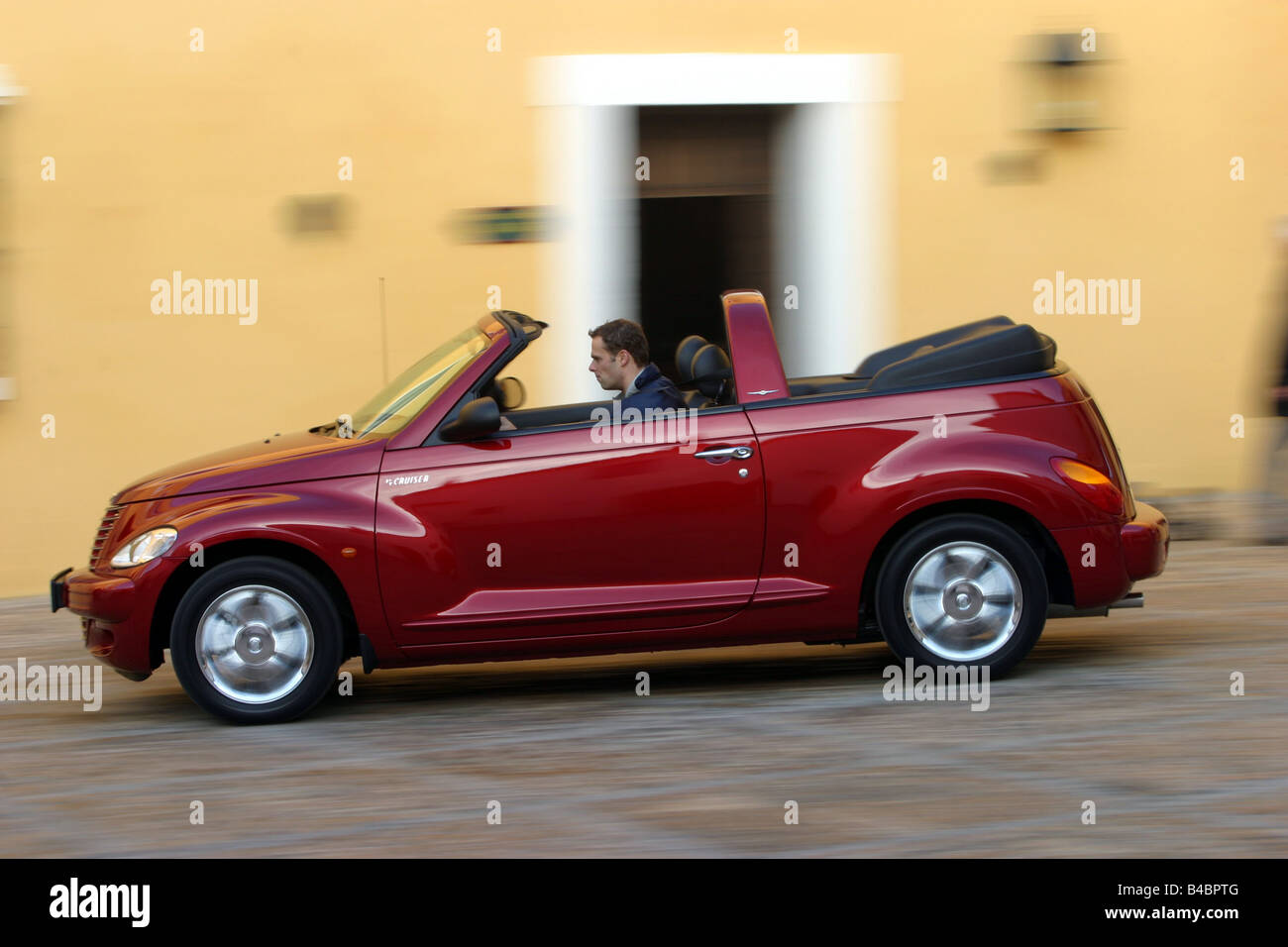Car, Chrysler PT Cruiser Convertible Limeted 2.4L, 150 PS, Cabrio, ruby ...