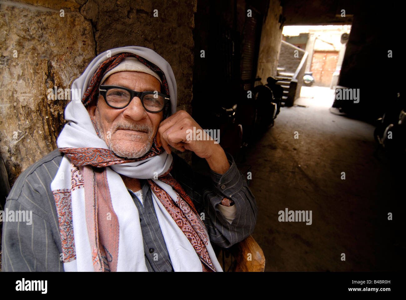 Egypt old man hi-res stock photography and images - Alamy