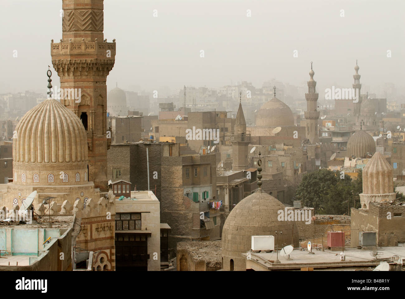 Sultan hasan mosque in cairo hi-res stock photography and images - Alamy