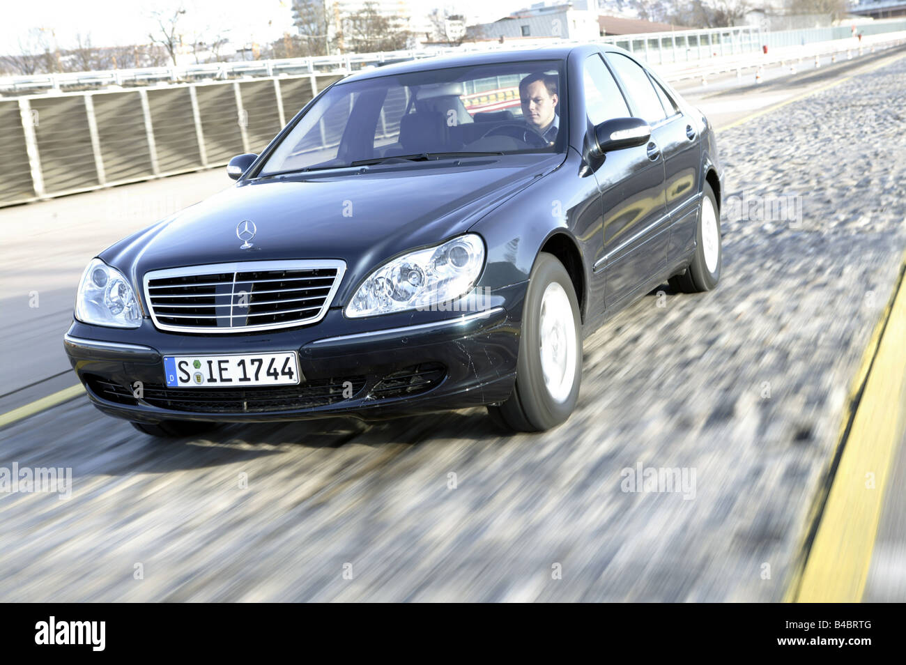 V8 mercedes limousine hi-res stock photography and images - Alamy