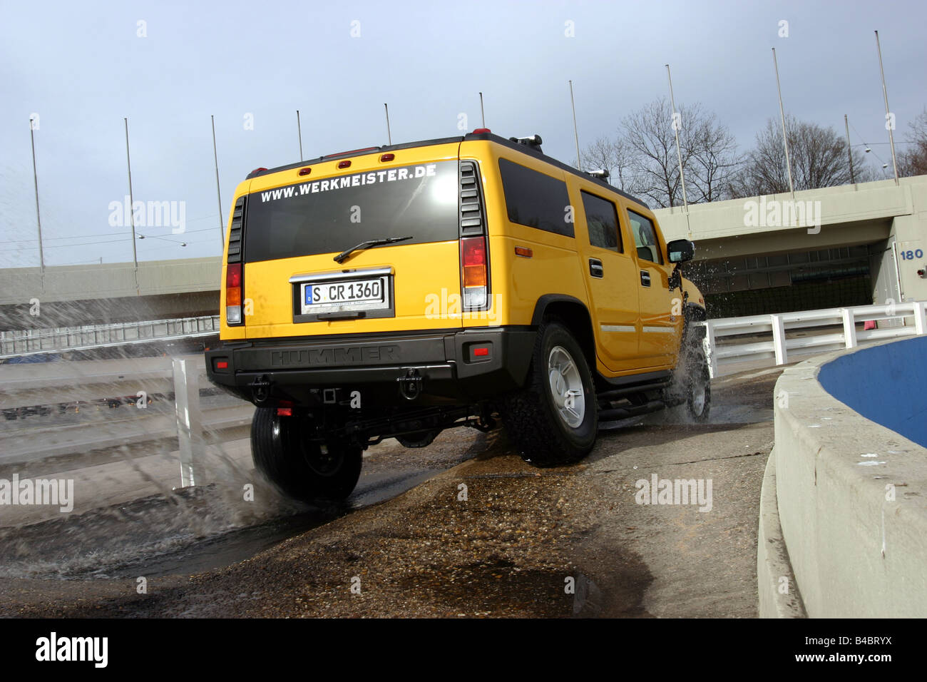 Car, Chevrolet Hummer H2, cross country vehicle, model year 2001 ...