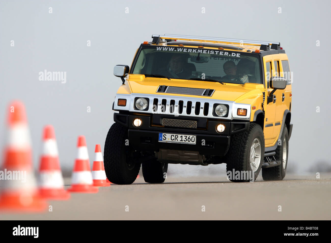 Car, Chevrolet Hummer H2, cross country vehicle, model year 2001 ...