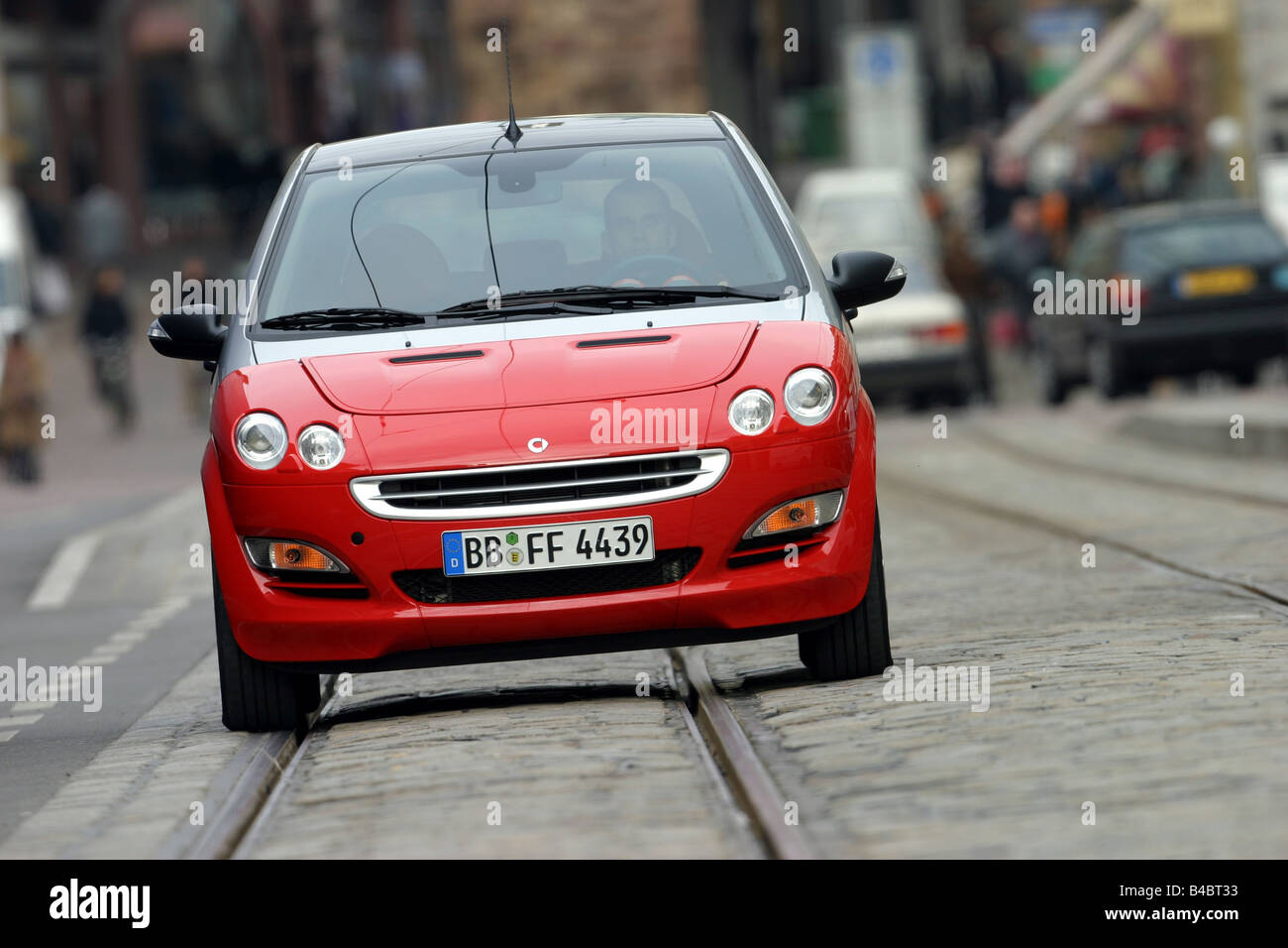 Car, Smart Forfour 1.5 Pulse, Miniapprox.s, model year 2004-, Limousine ...