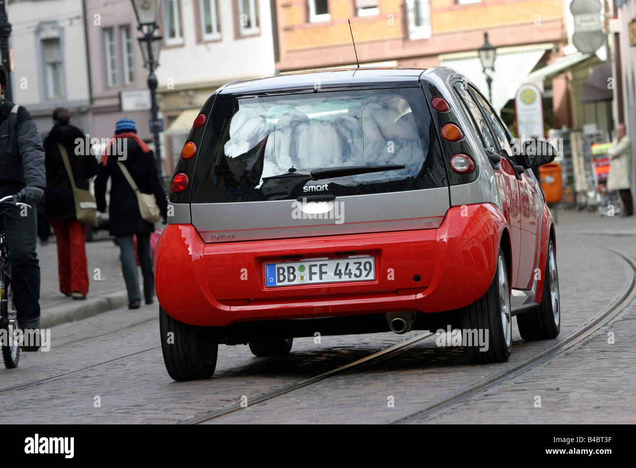 Car, Smart Forfour 1.5 Pulse, Miniapprox.s, model year 2004-, Limousine ...