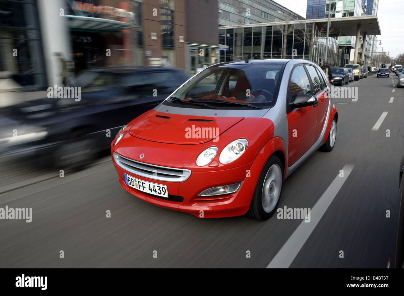 Car, Smart Forfour 1.5 Pulse, Miniapprox.s, model year 2004-, Limousine ...