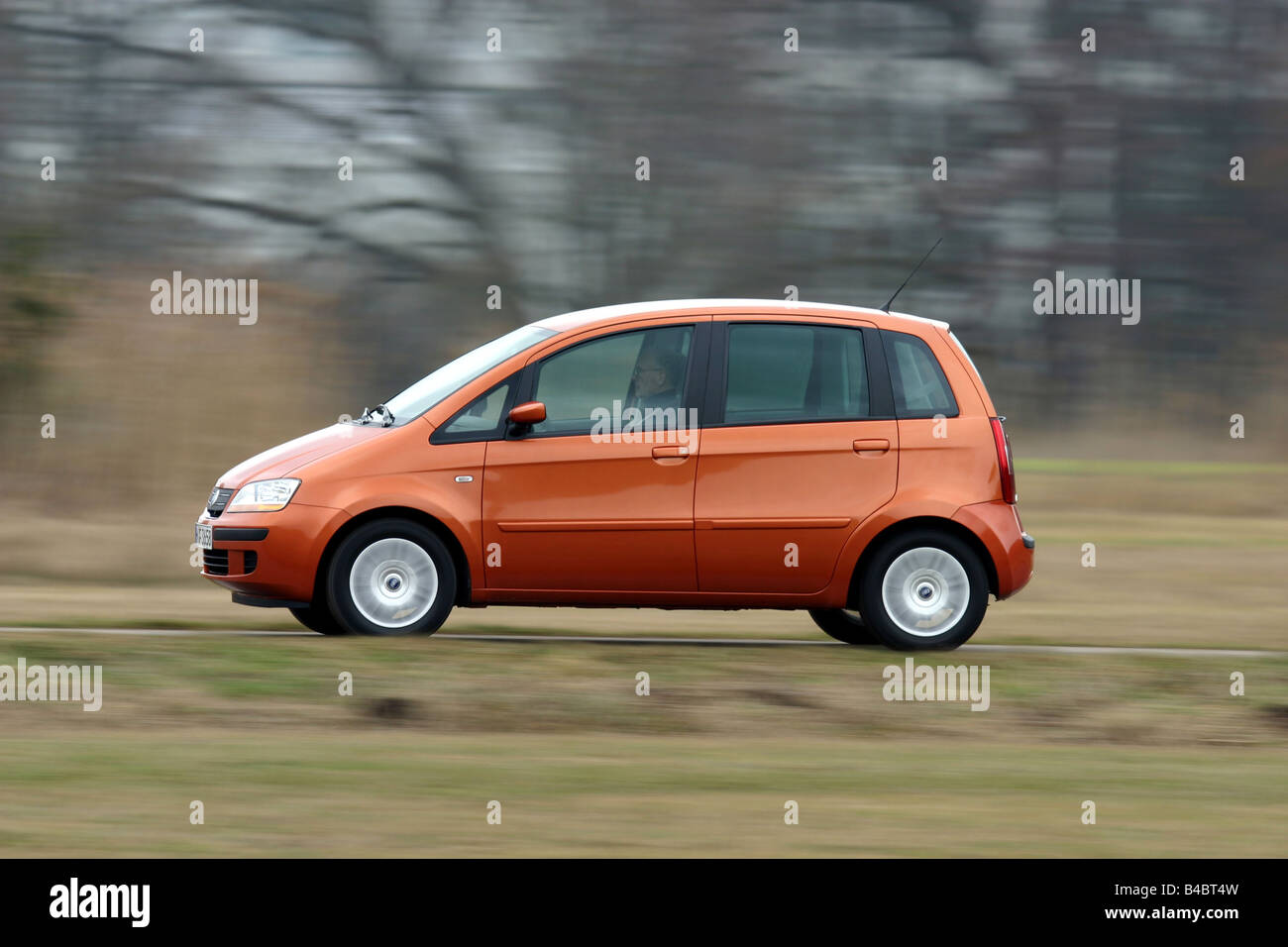 Fiat Idea High Resolution Stock Photography and Images - Alamy