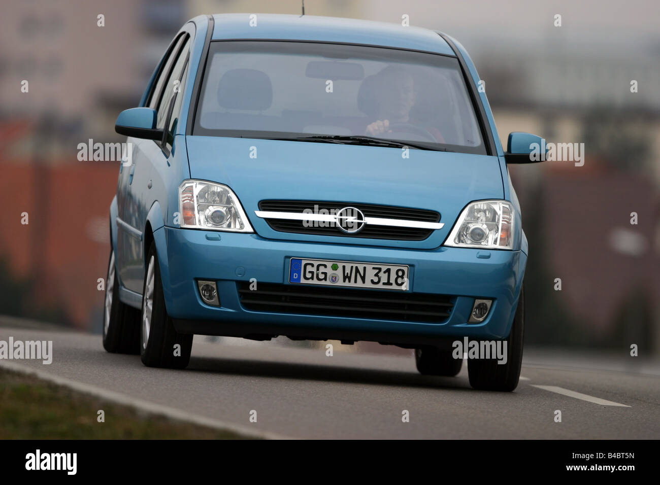 Car, Opel Meriva 1.6 Cosmo, Limousine, model year 2003-, Van, blue ...