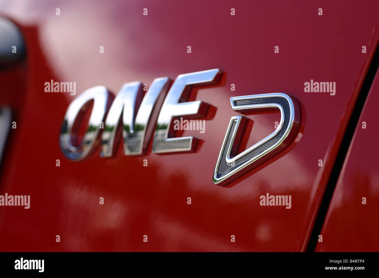 Car, Mini One D, Miniapprox.s, Limousine, model year 2001-, red ...