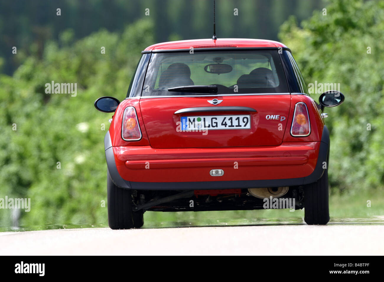 Car, Mini One D, Miniapprox.s, Limousine, model year 2001-, red ...