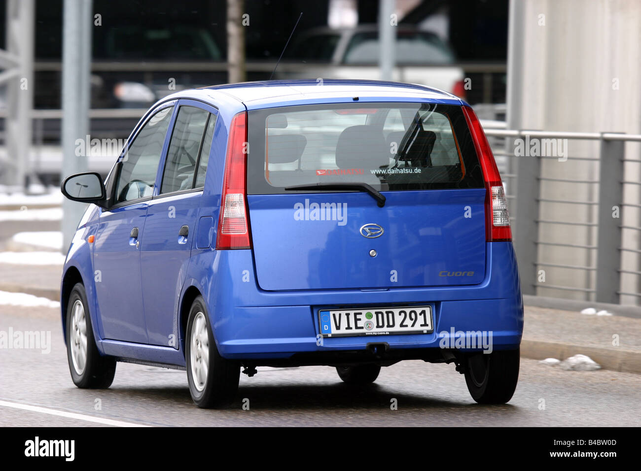 Car, Daihatsu Cuore 1.0 Top, Miniapprox.s, Limousine, model year 2004 ...