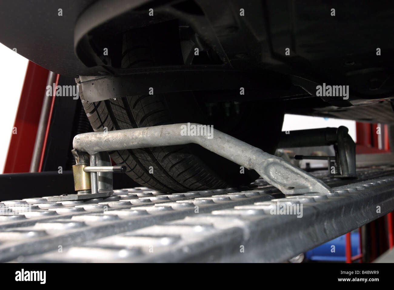 Car, loading, Loading new vehicle (VW Volkswagen Volkswagen Golf V) on ...