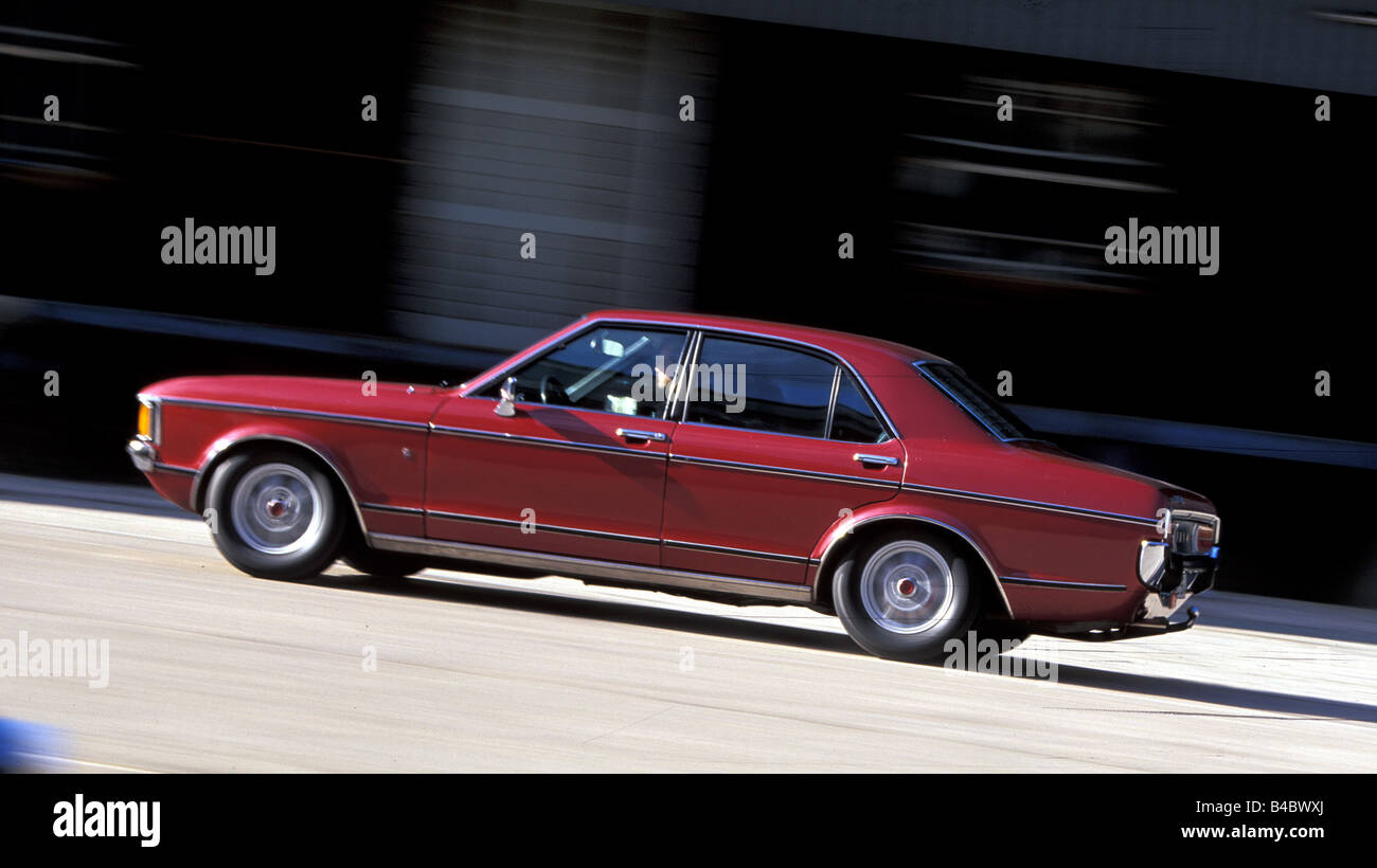 Car, Ford Granada 2.8i Ghia S, Limousine, model year 1972-1977, ruby ...