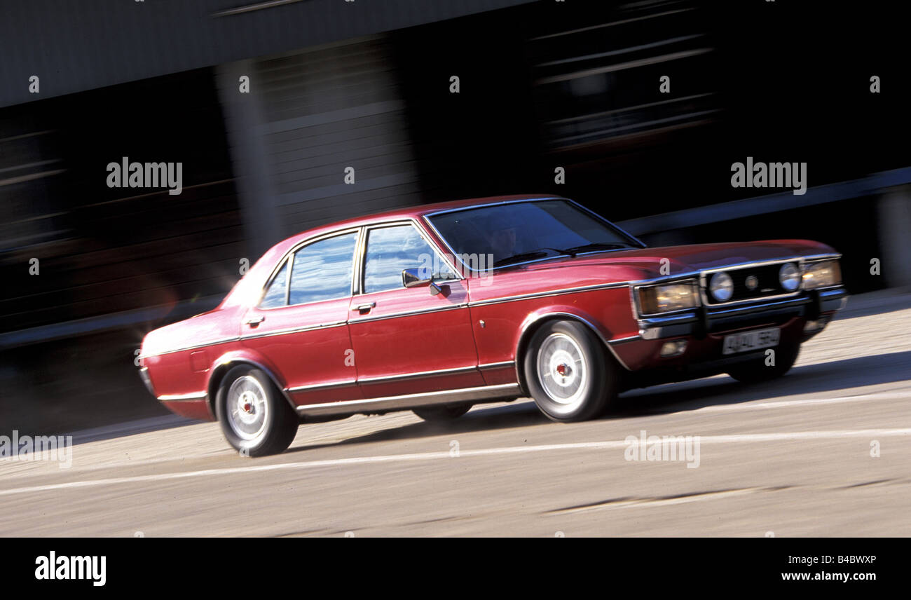 Car, Ford Granada 2.8i Ghia S, Limousine, model year 1972-1977, ruby ...