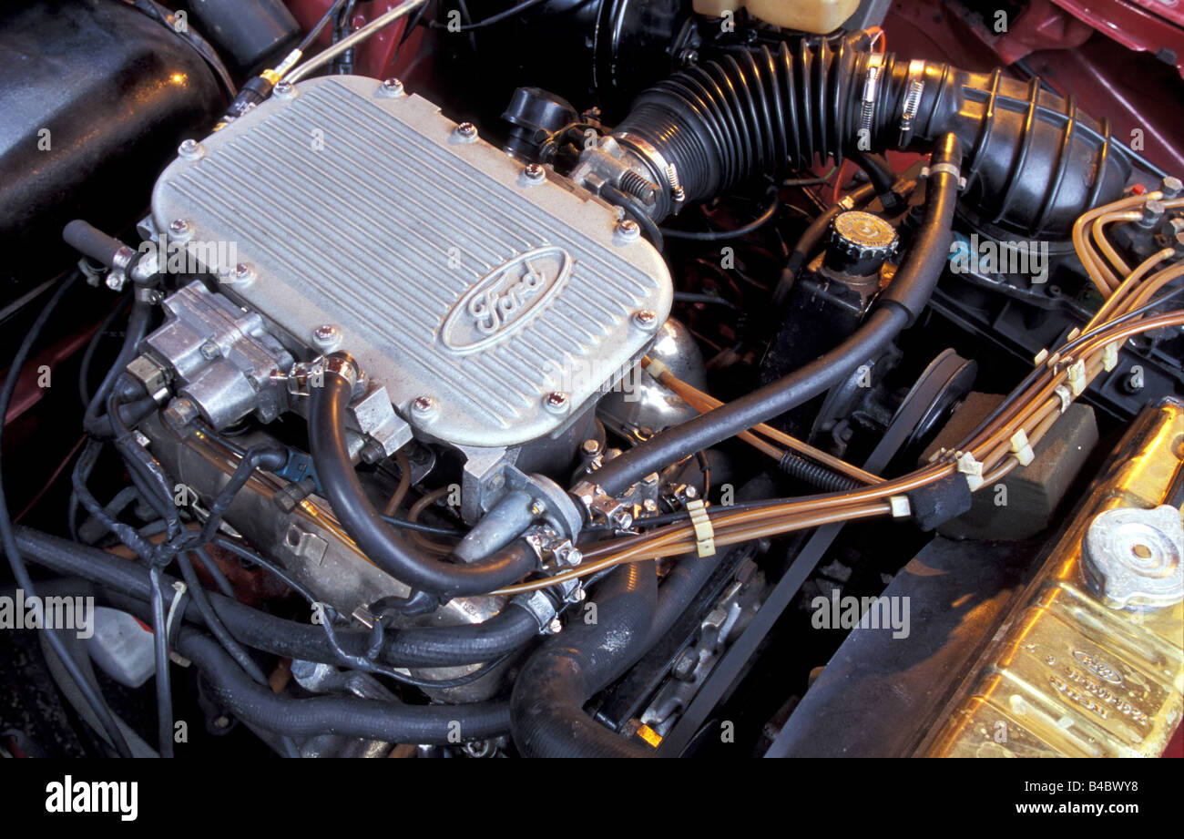 Car, Ford Granada 2.8i Ghia S, Limousine, model year 1972-1977, ruby ...