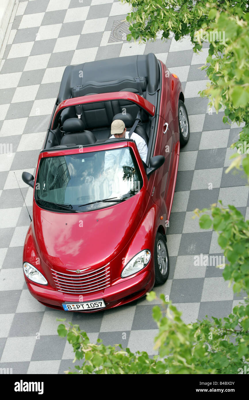 Car, Chrysler PT Cruiser Convertible 2.4 Limited, Cabrio, model year ...