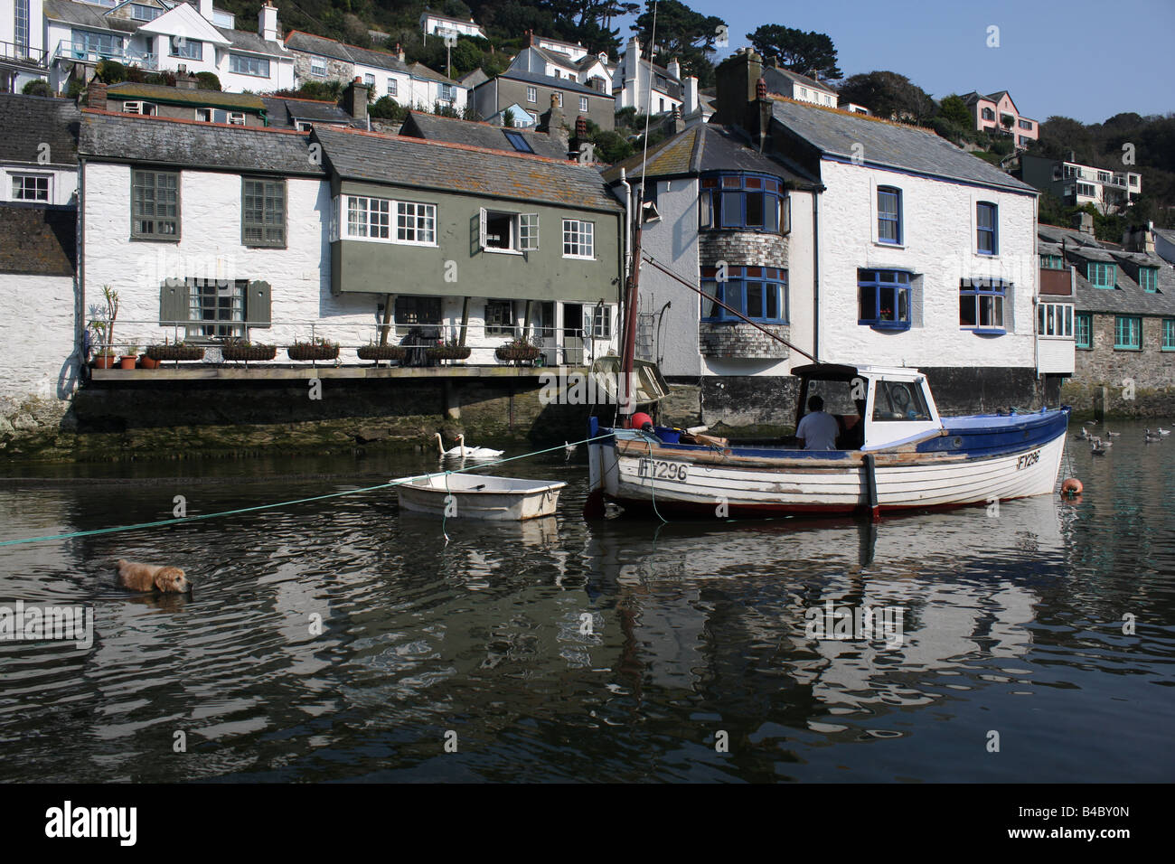 polperro harbour cornwall england Stock Photo - Alamy