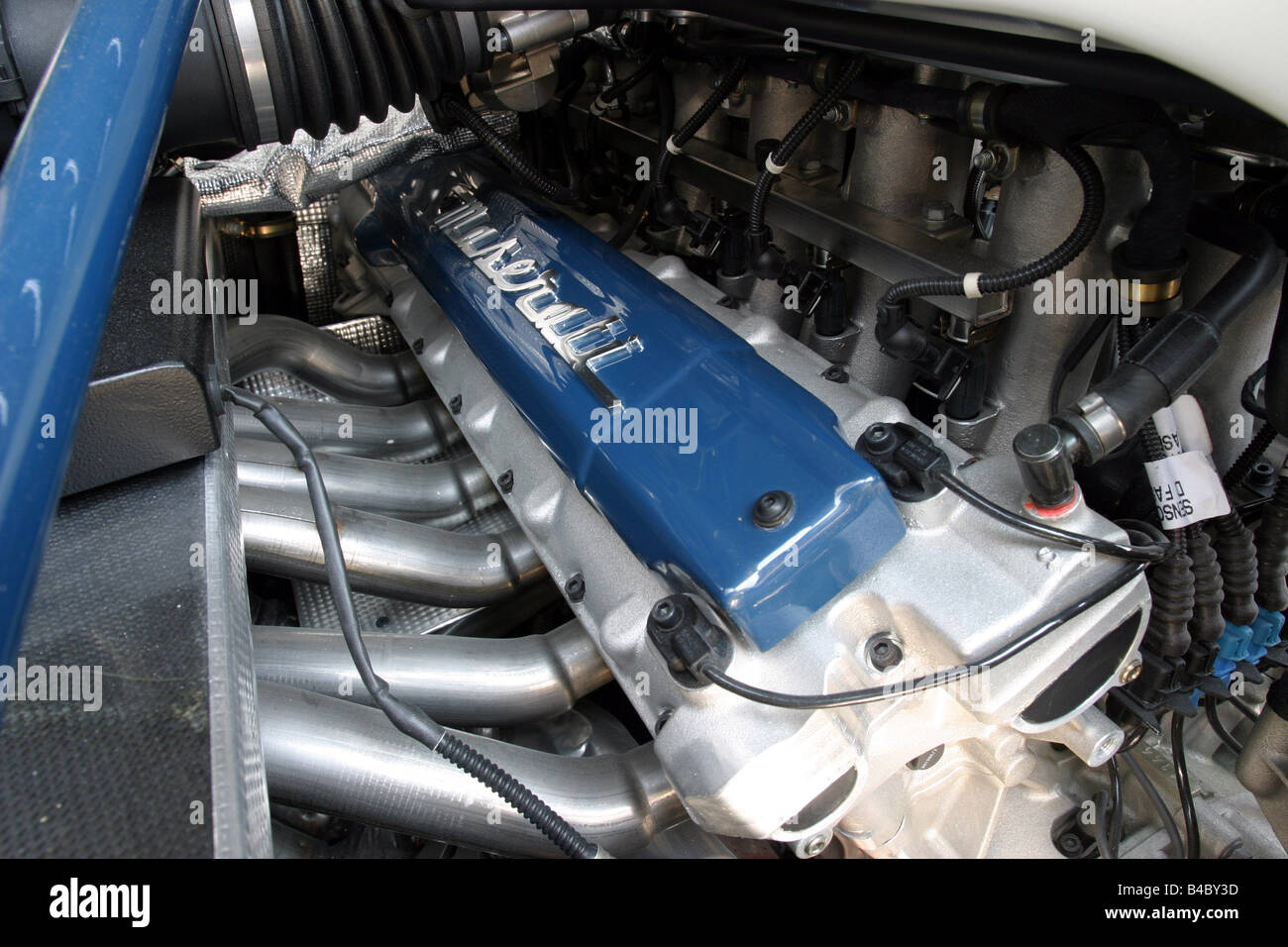 Car, Maserati MC12, roadster, model year 2004-, silver-blue, view in ...