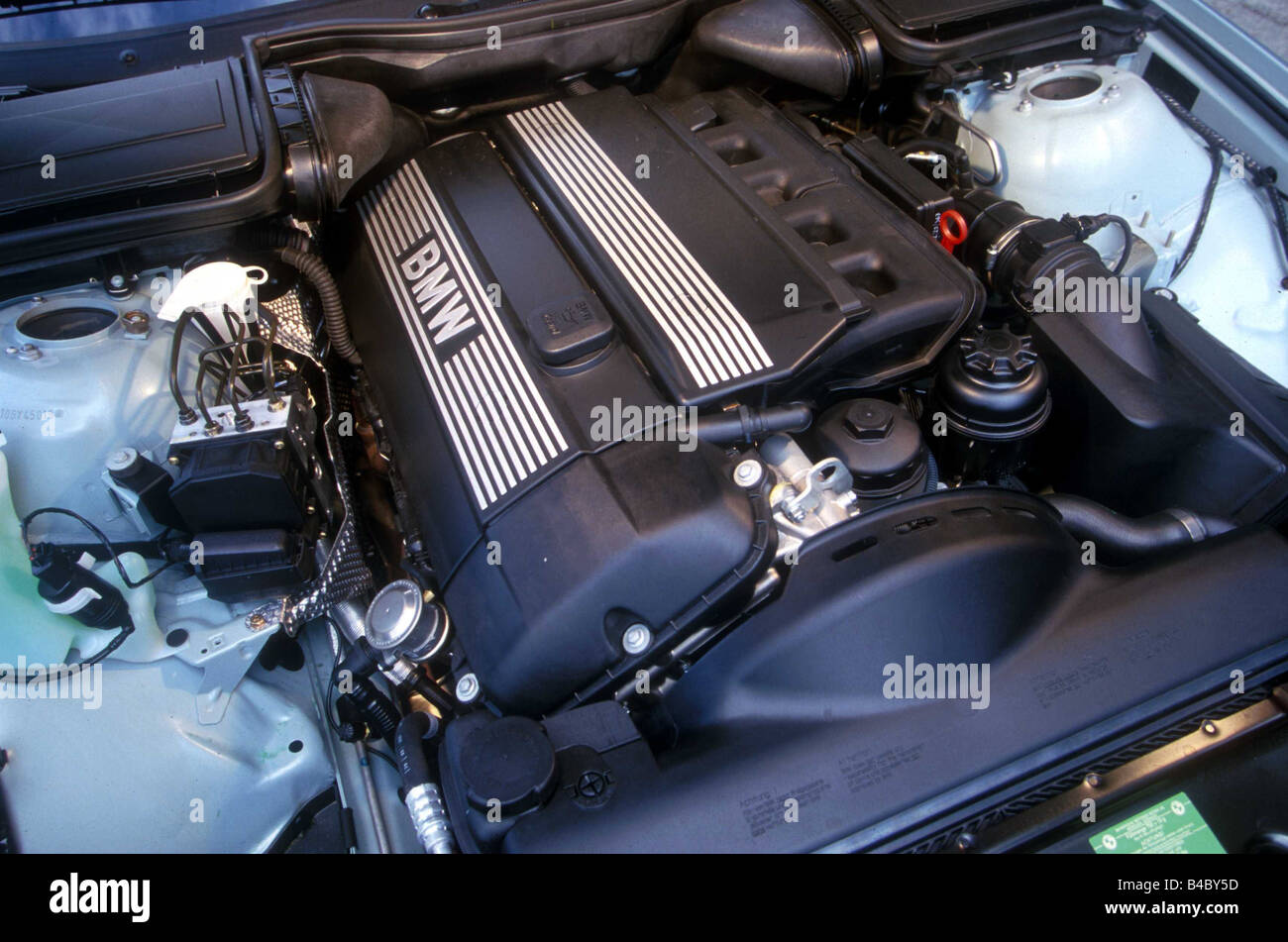 Car, BMW 520i, Limousine, upper middle-sized , 2.2 liters, model year ...