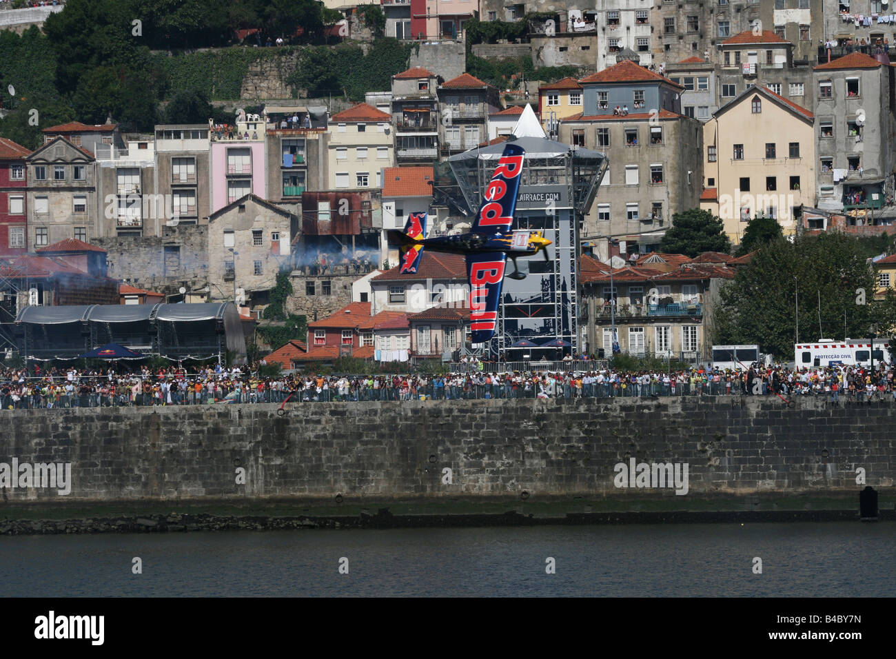 Red Bull Air Race Porto Oporto Stock Photo - Alamy