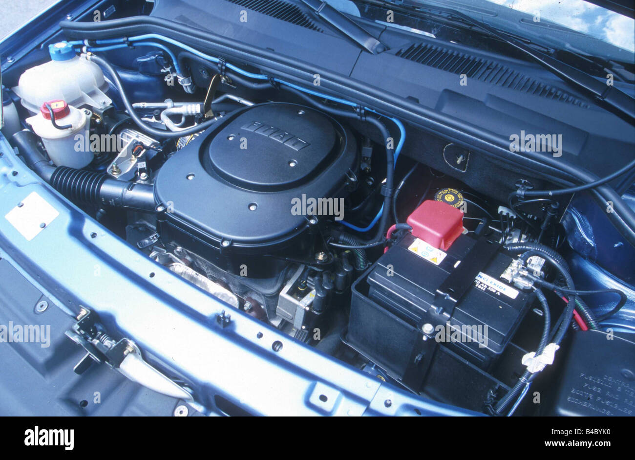 Fiat doblo 1 2 sx hi-res stock photography and images - Alamy