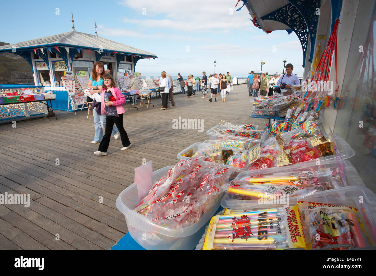 Seaside sweet shop hi-res stock photography and images - Alamy