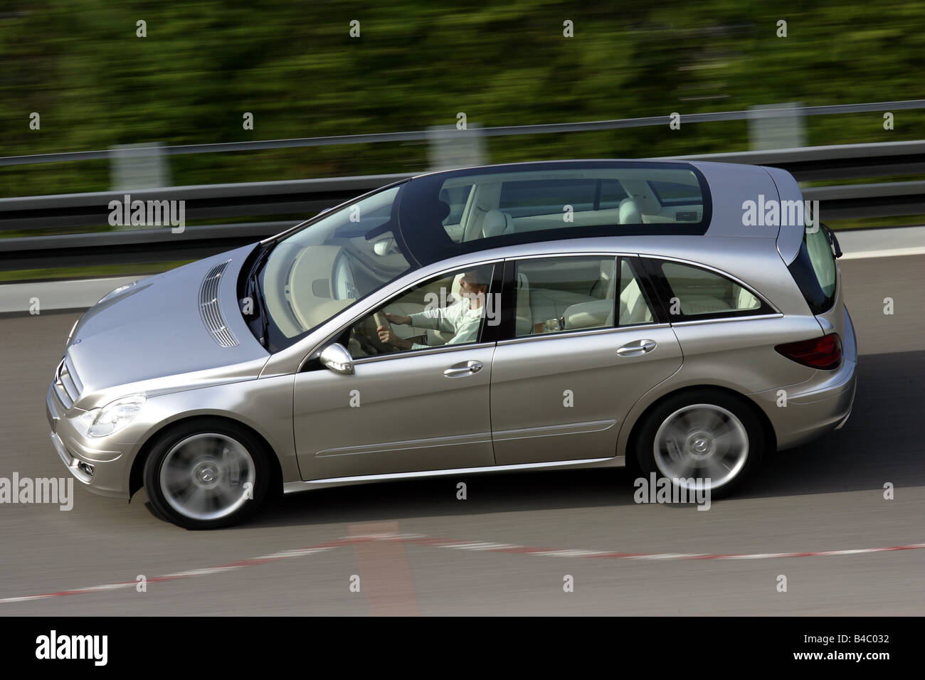Car, Mercedes Concept R, hatchback, Novelty, kommt ab 2005 auf den ...