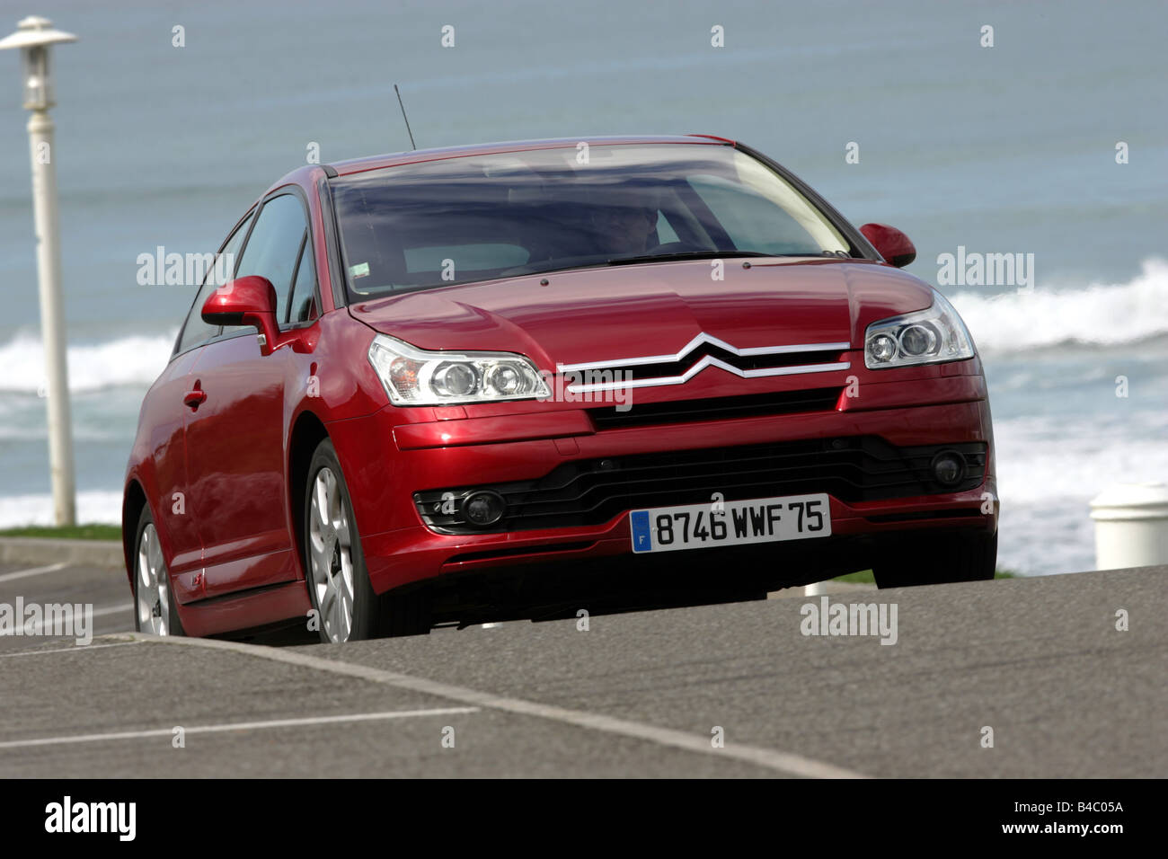 Car, Citroen C4, model year 2004-, Lower middle-sized class, coupe ...
