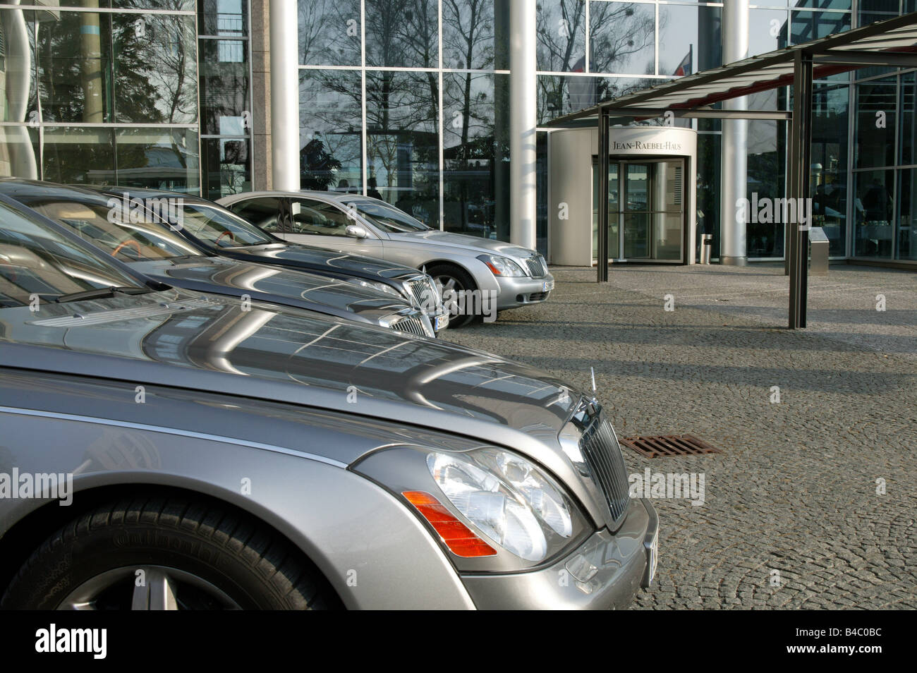 Mercedes maybach 62 hi-res stock photography and images - Alamy