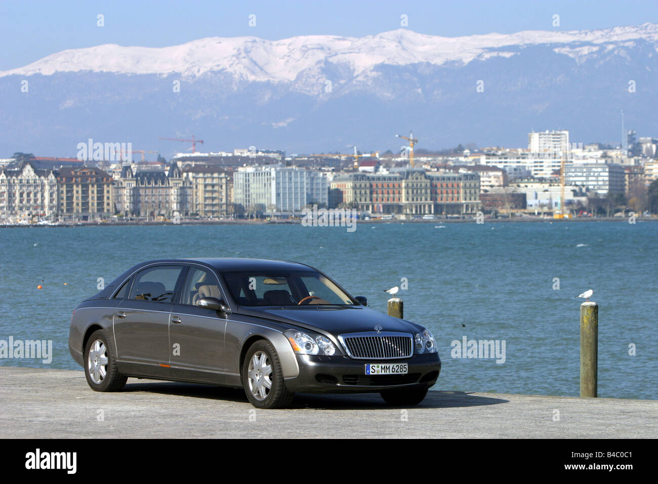 Car, Mercedes Maybach 62, Luxury approx.s, Limousine, model year 2002 ...