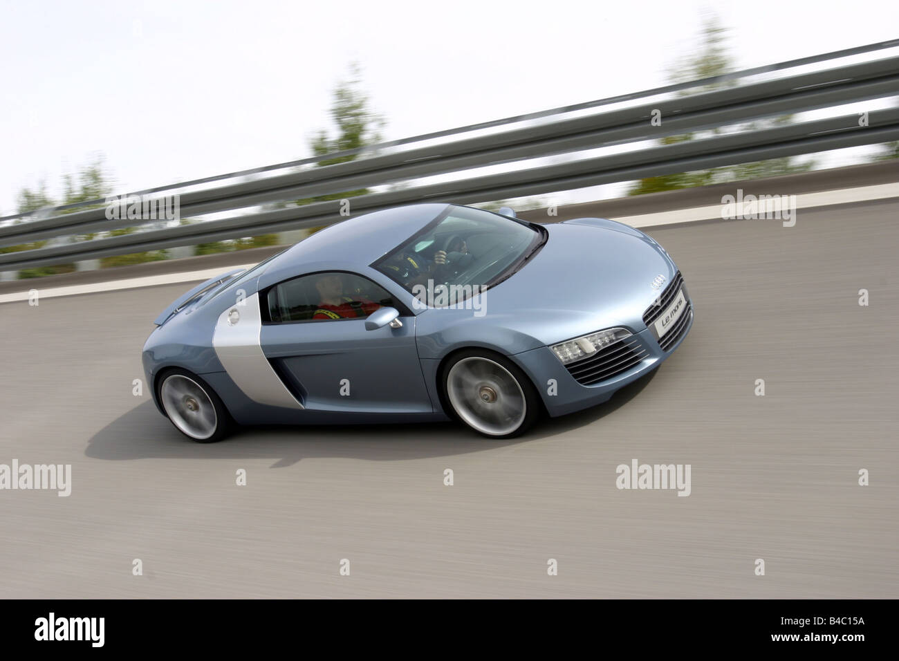 Car audi le mans roadster hi-res stock photography and images - Alamy