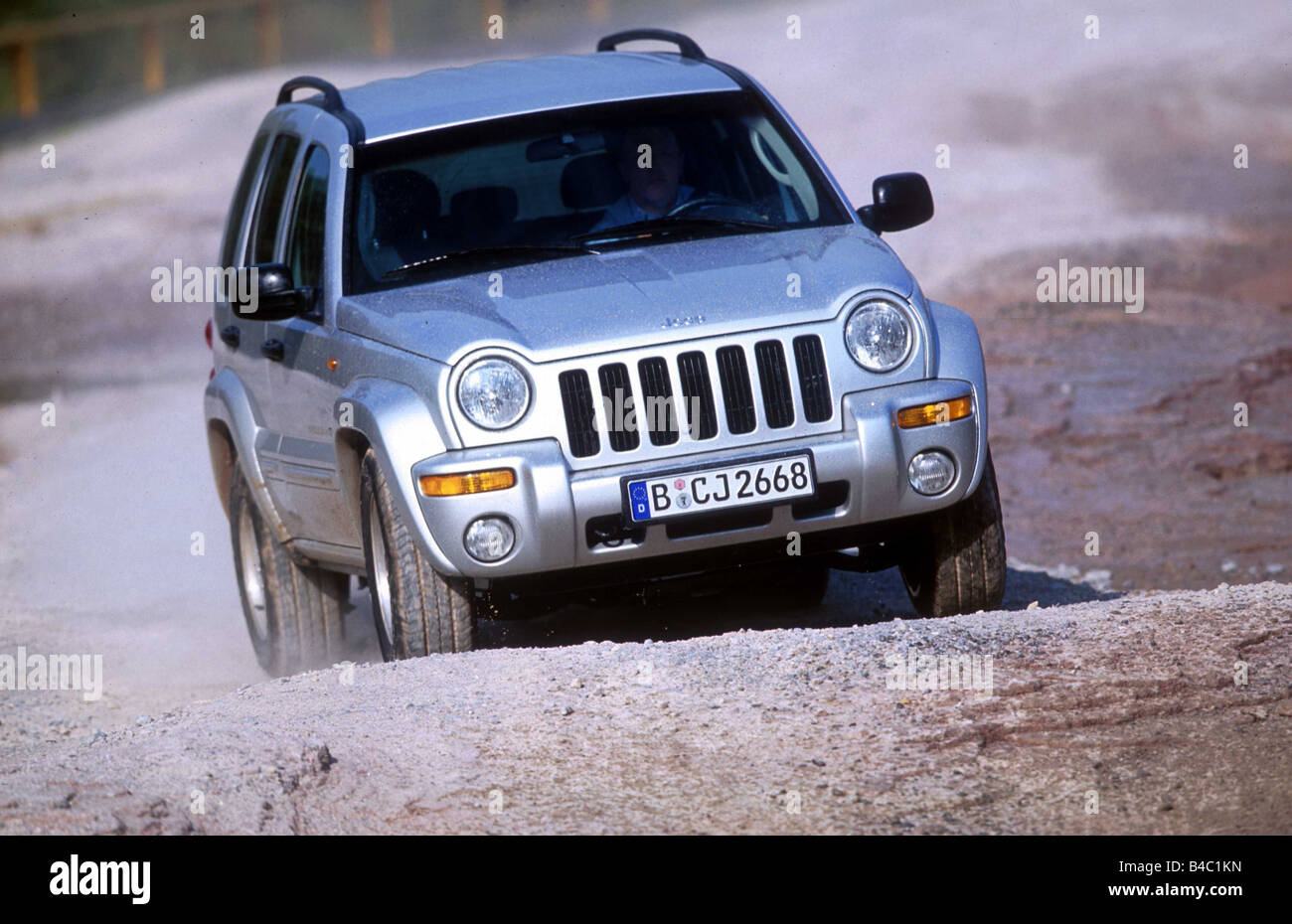 Car, Chrysler Jeep Cherokee 2.5 CRD Limited, cross country vehicle ...