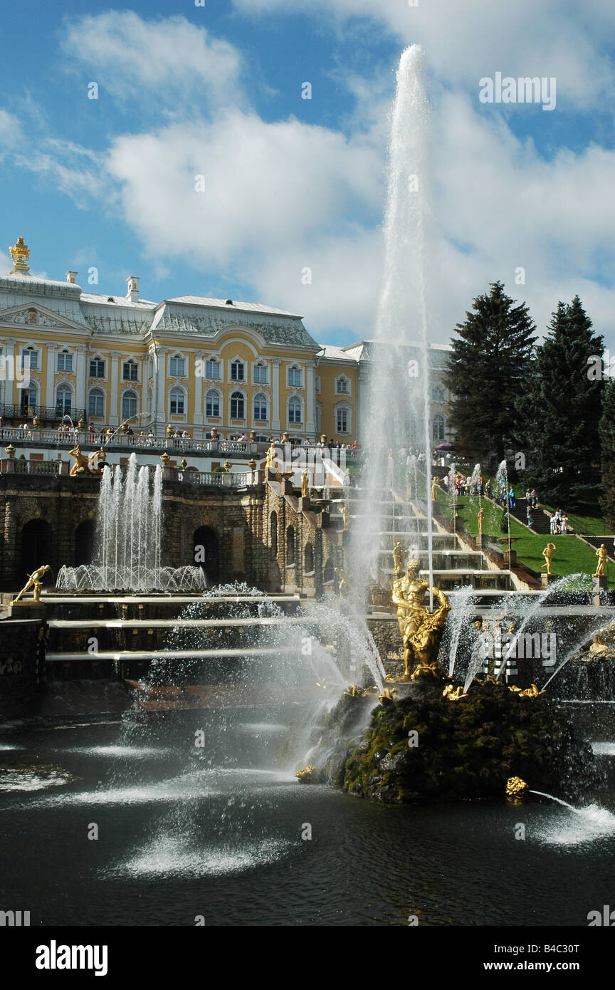 Samson Fountain in Peterhof Stock Photo - Alamy