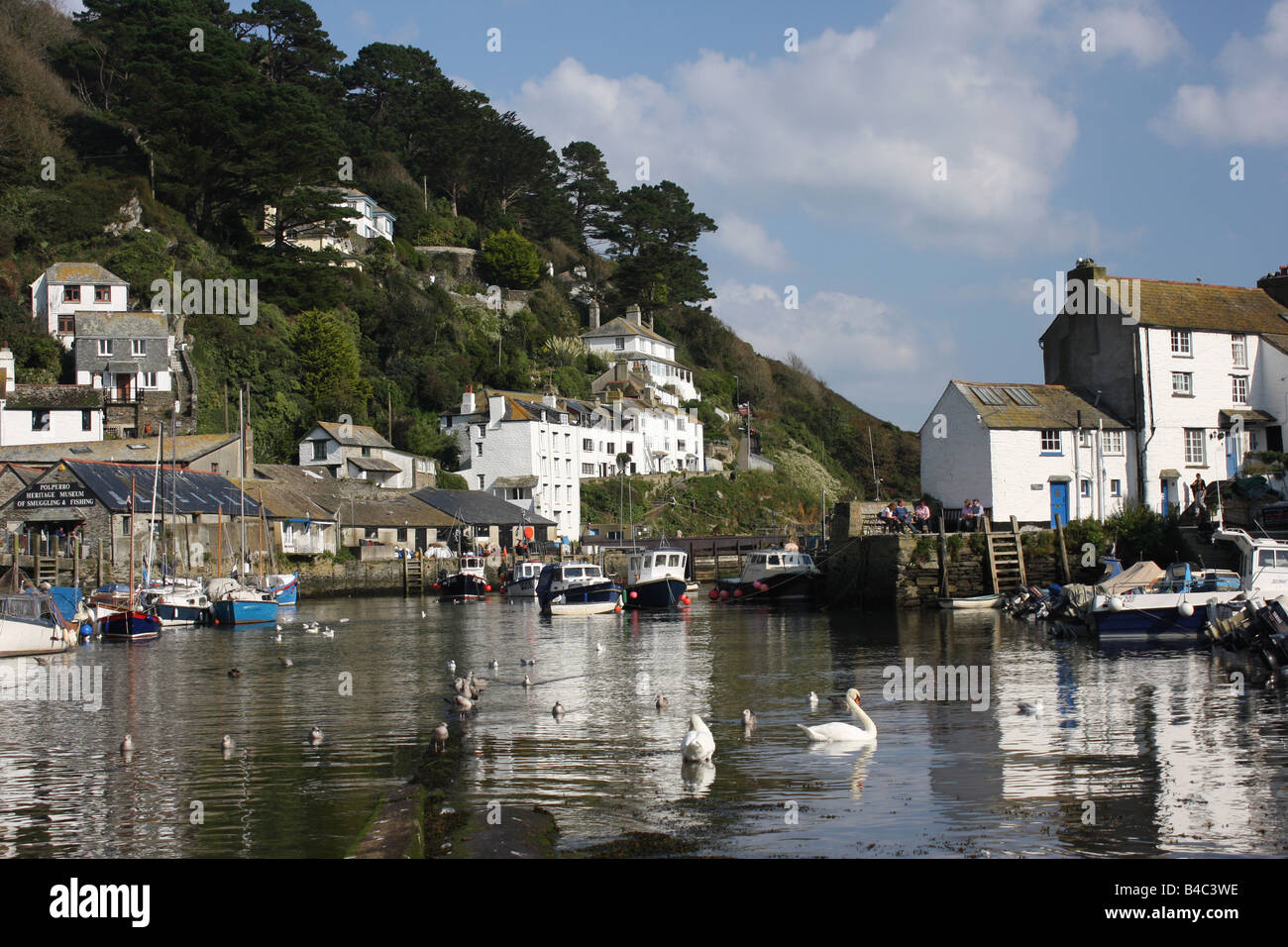 polperro harbour cornwall england Stock Photo - Alamy