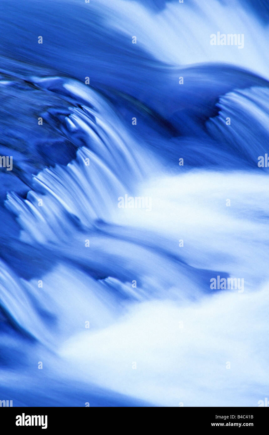 Water flows waterfall rocks hi-res stock photography and images - Alamy