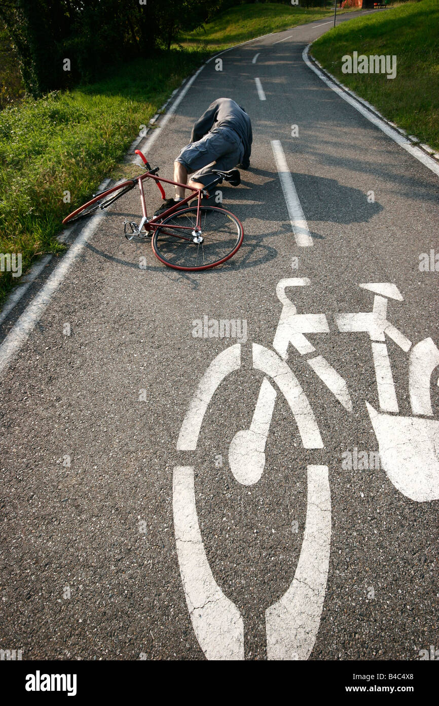 Boy fainted hi-res stock photography and images - Alamy