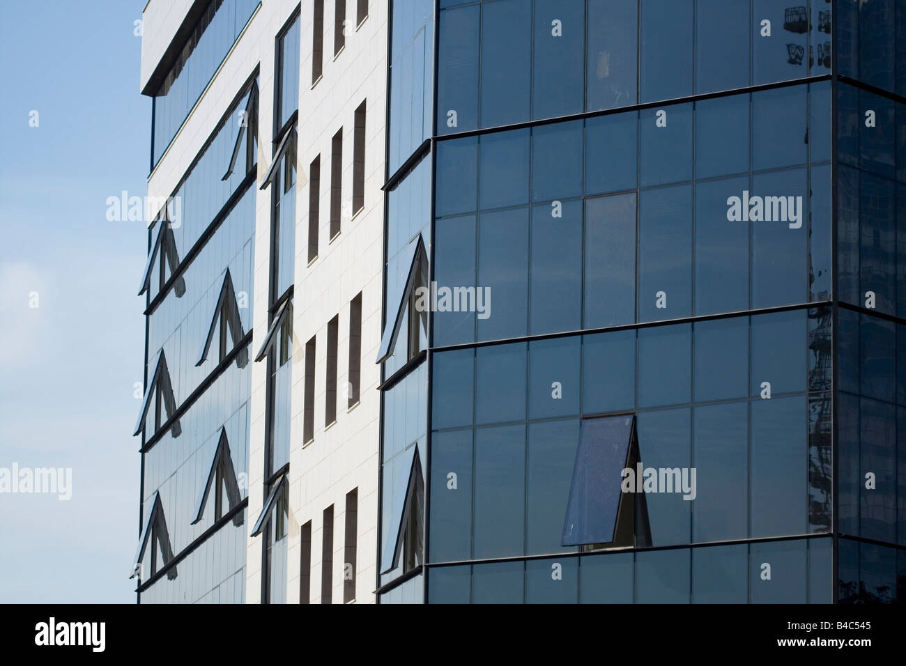 Building background hi-res stock photography and images - Alamy