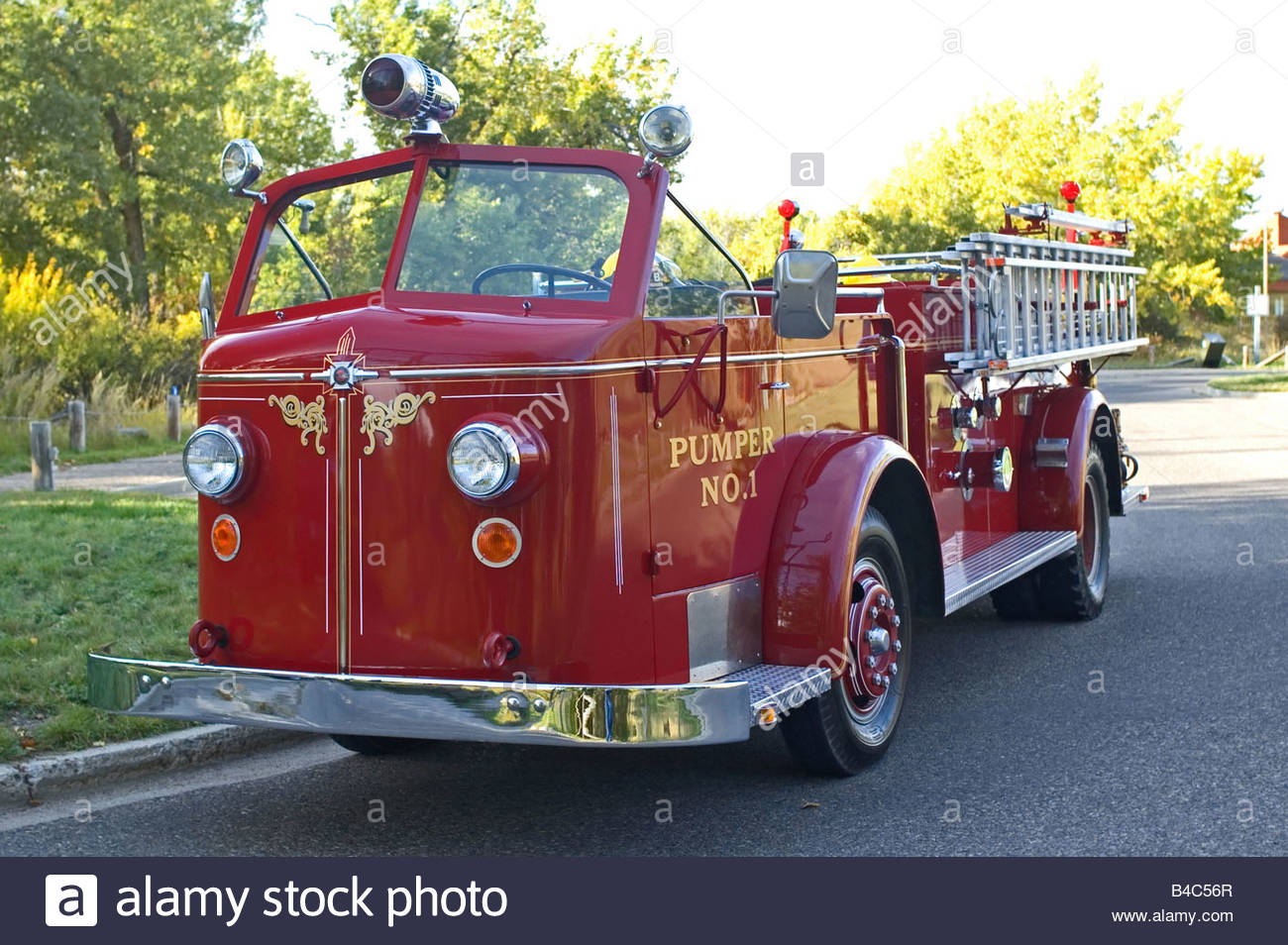 Vintage Fire Pumper Stock Photos & Vintage Fire Pumper Stock Images - Alamy