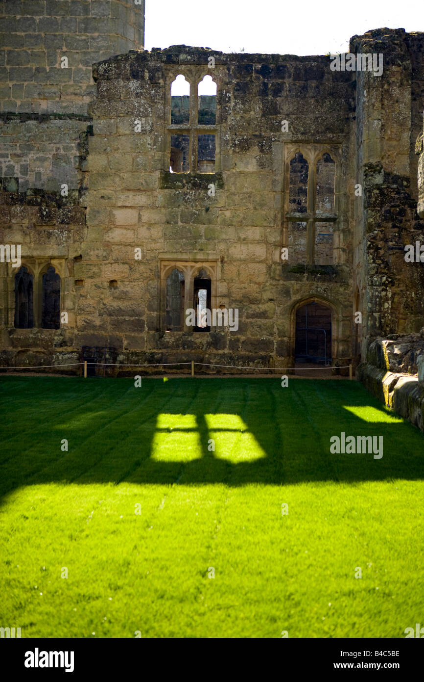 Stone castle interior hi-res stock photography and images - Alamy