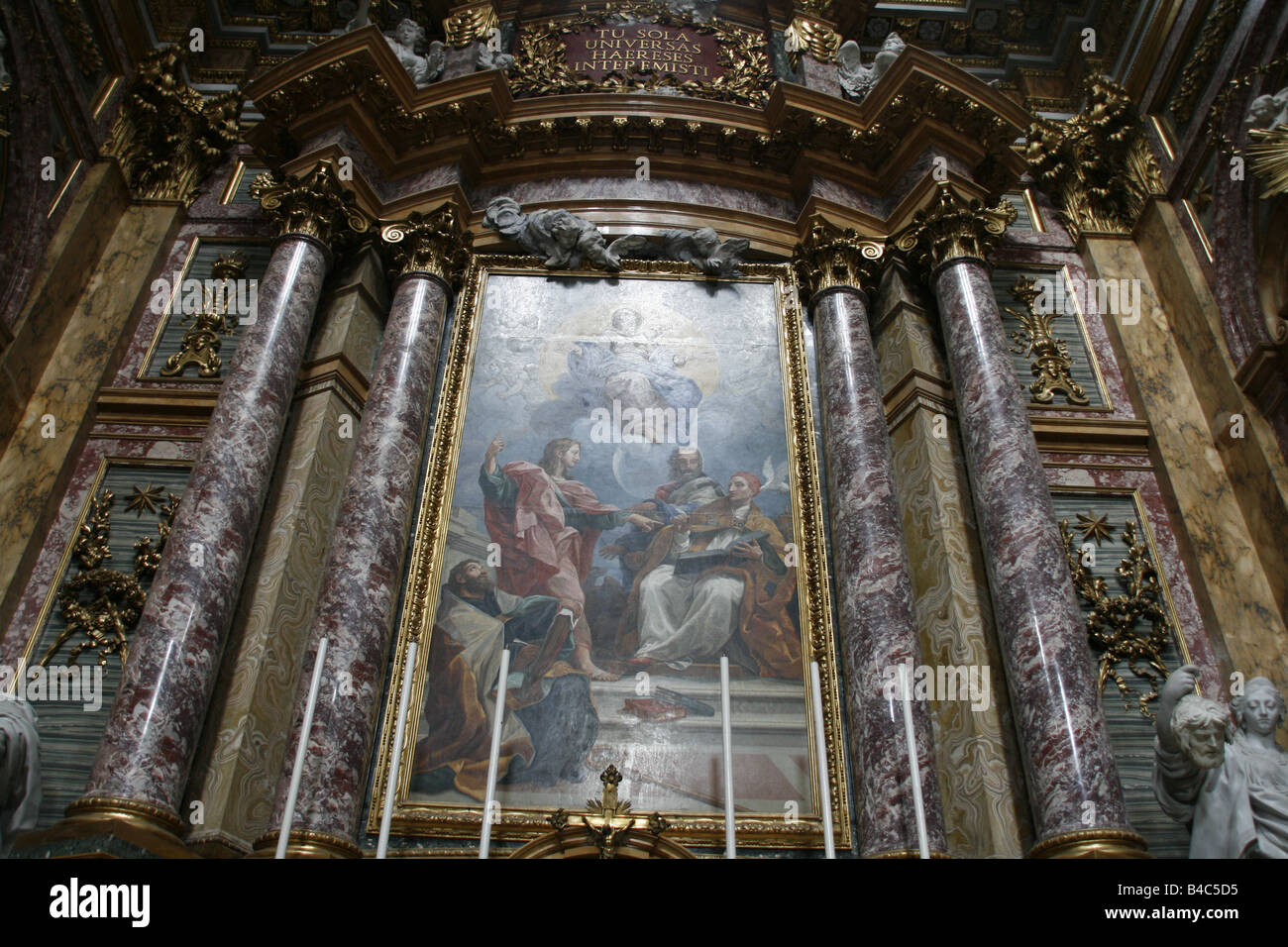 Dome of sant ambrogio e carlo al corso hi-res stock photography and ...