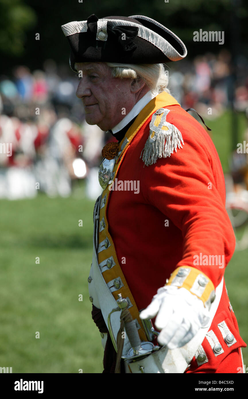 British army uniform red coat hi-res stock photography and images - Alamy