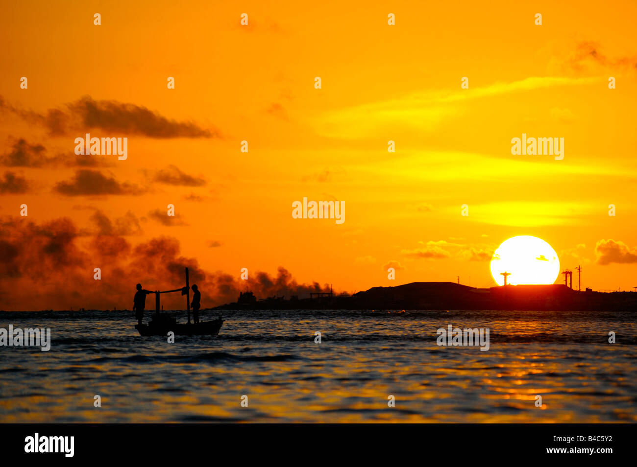 Maldives sunset hi-res stock photography and images - Alamy